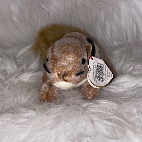 Ty | Toys | Vintage 999 Ty Beanie Babies Chipper The Chipmunk 4259 New ...